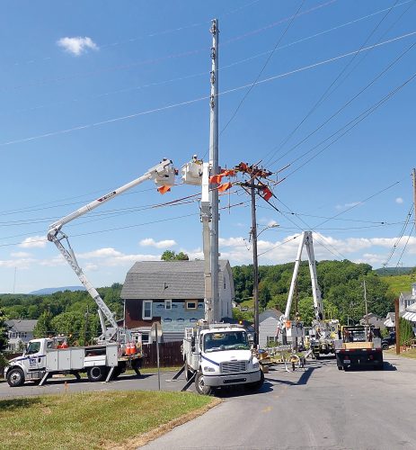 FirstEnergy installs new lines | News, Sports, Jobs - Altoona Mirror